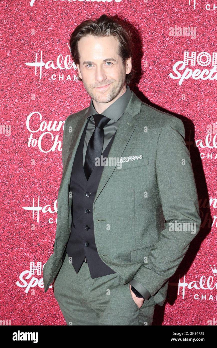 New York, NY, USA. 20th Oct, 2022. Niall Matter at arrivals for ...