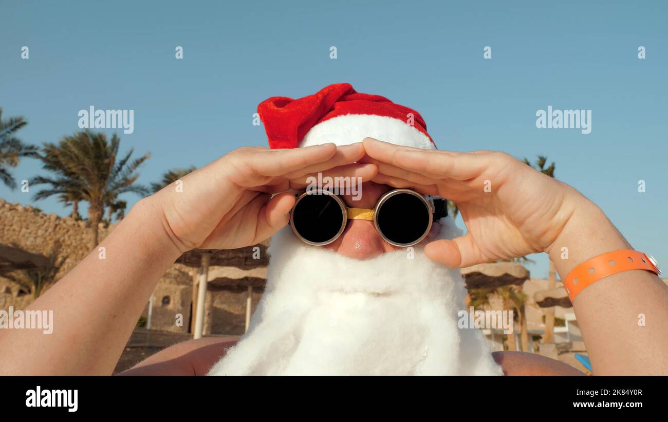Santa Claus summer vacation. Santa having fun. Funny Santa, in ...