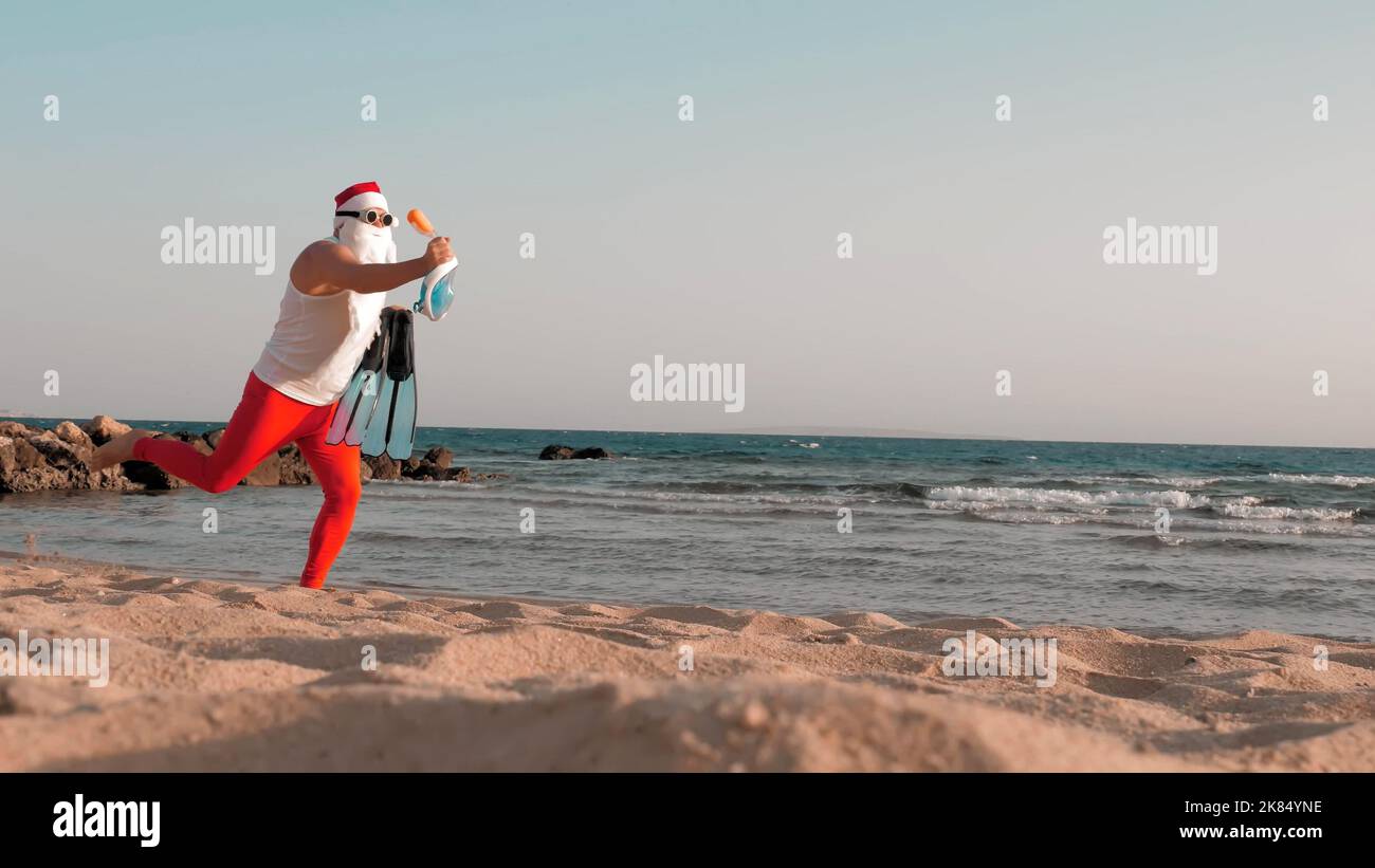 Santa Claus summer vacation. Santa Claus having fun. Funny Santa, in ...