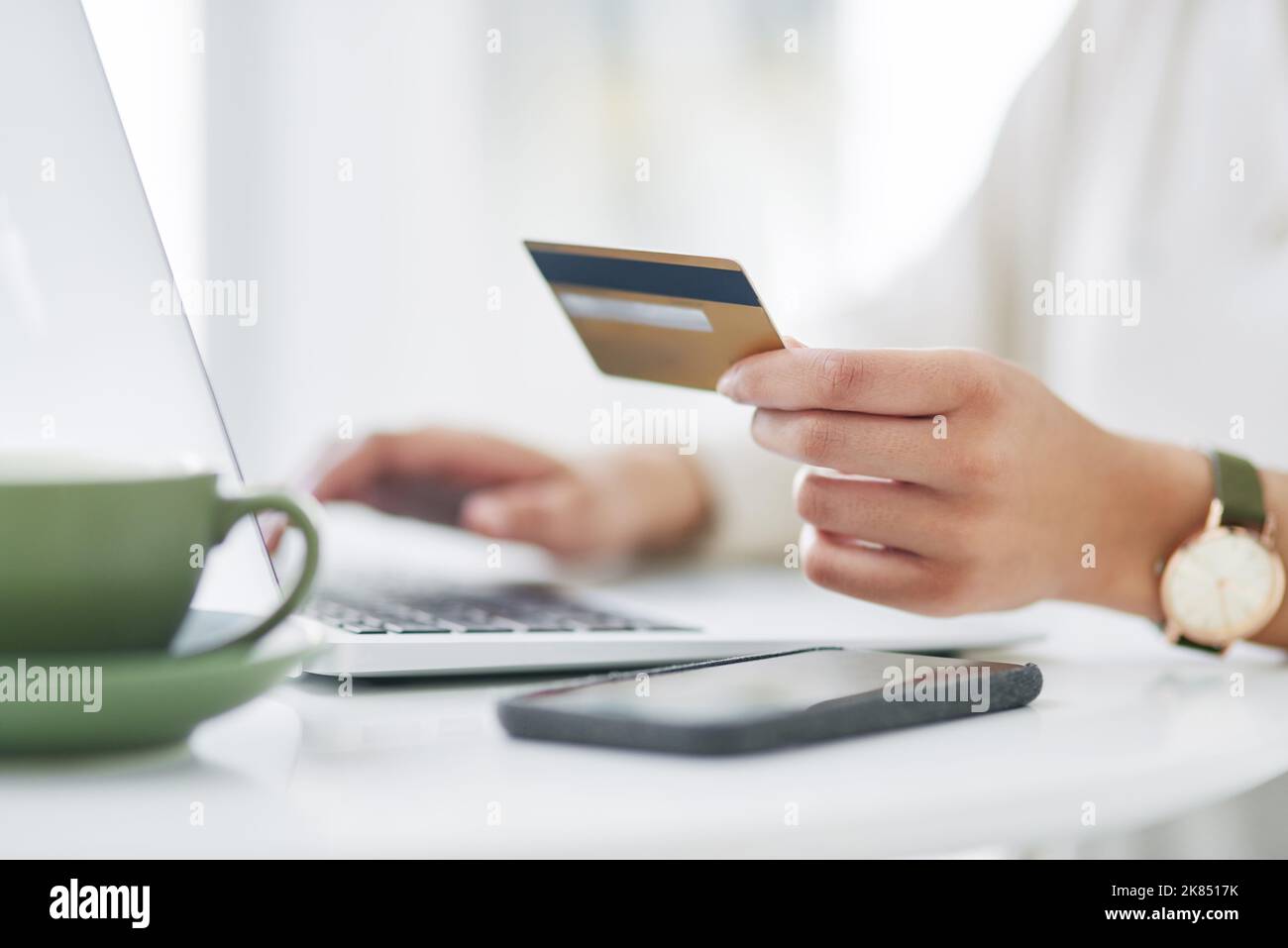 Payments processing hi-res stock photography and images - Alamy