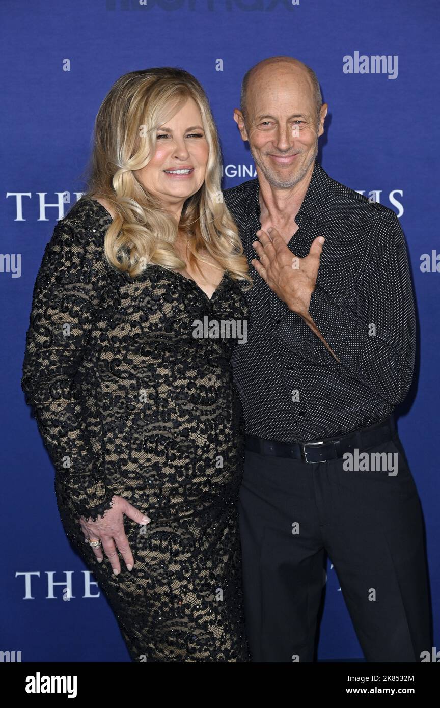 Los Angeles, USA. 20th Oct, 2022. Jennifer Coolidge & Jon Gries at the ...