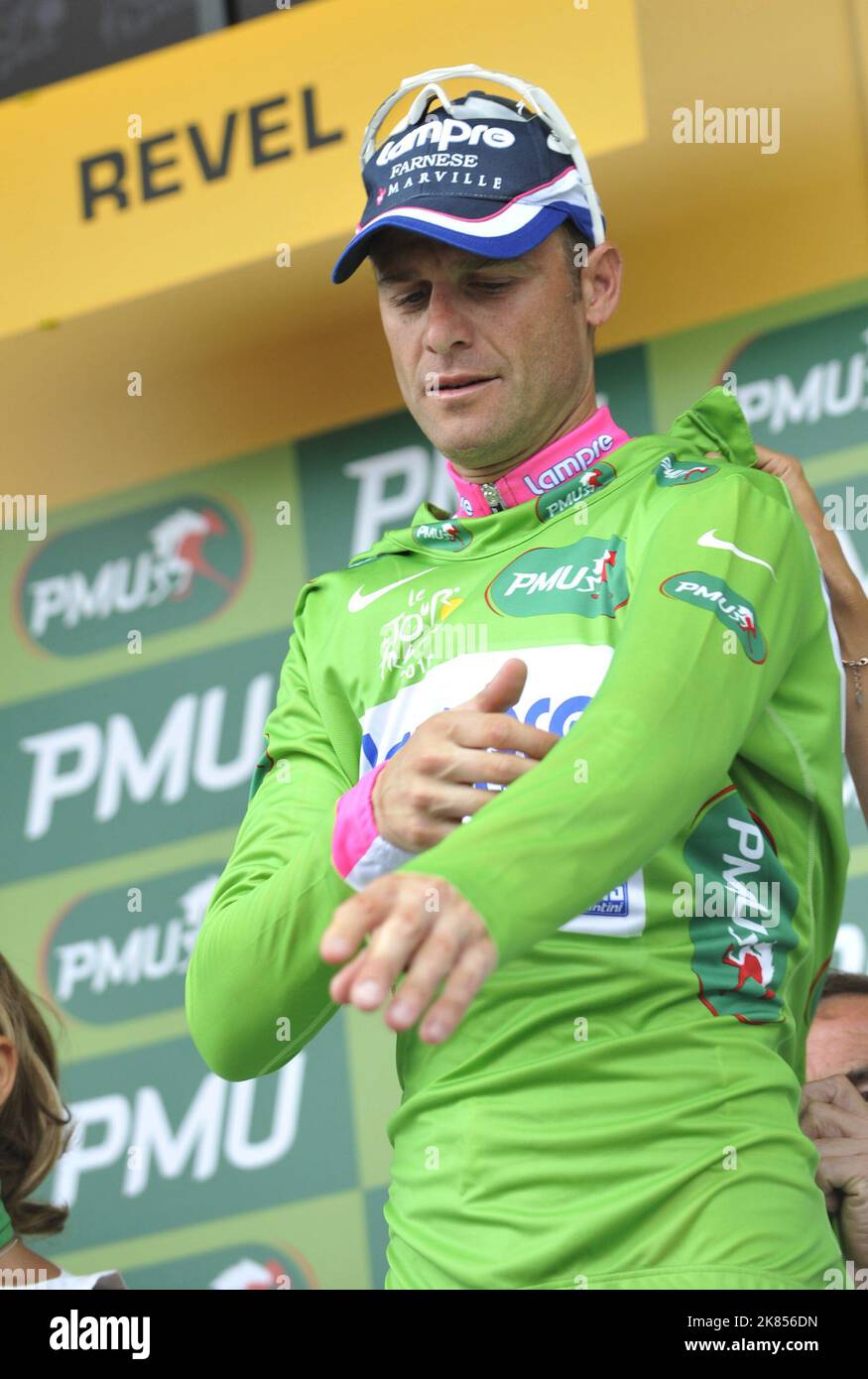 Lampre Farnese's Alessandro Petacchi takes the green jersey on the ...