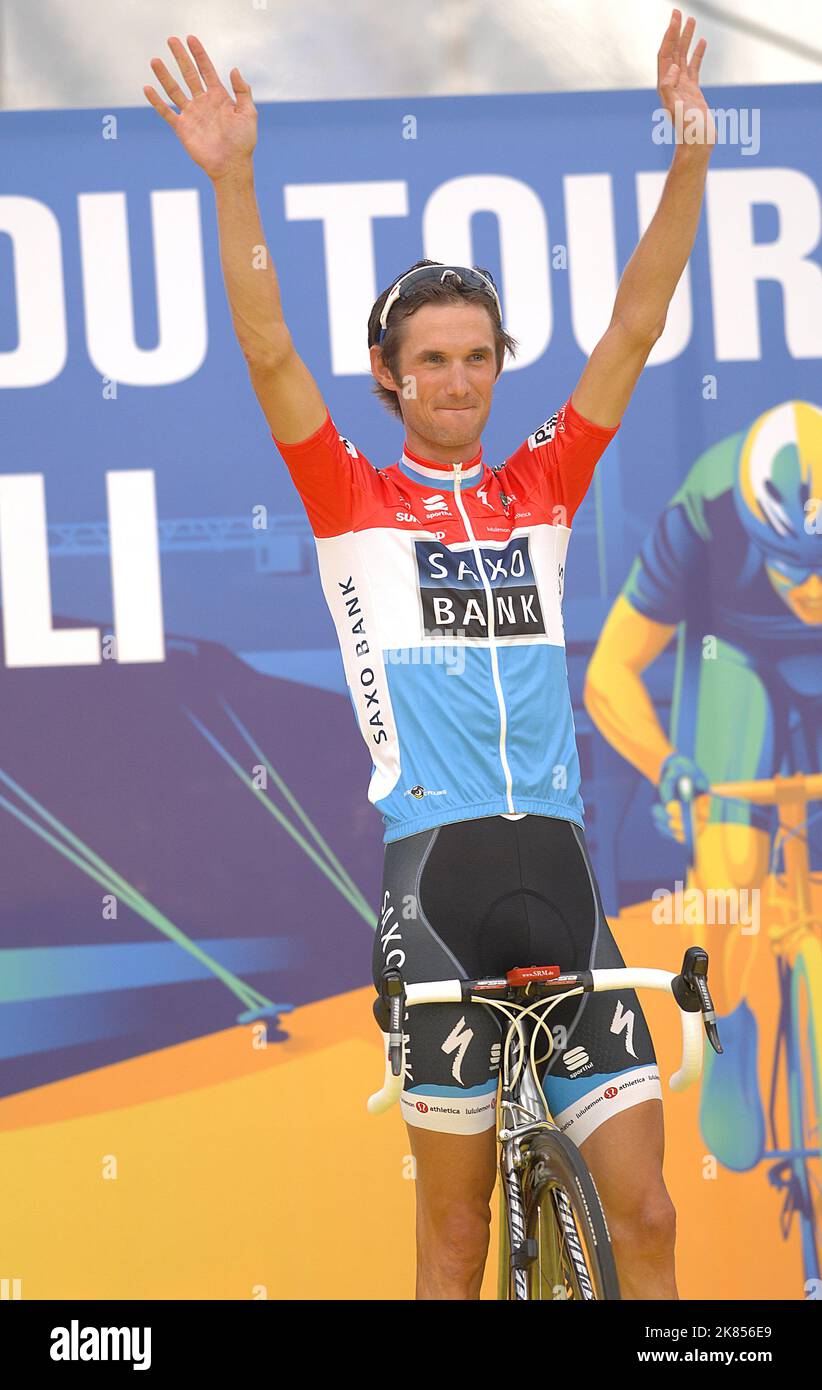 Frank Schleck - Team Saxo Bank lines up for the opening Team ...