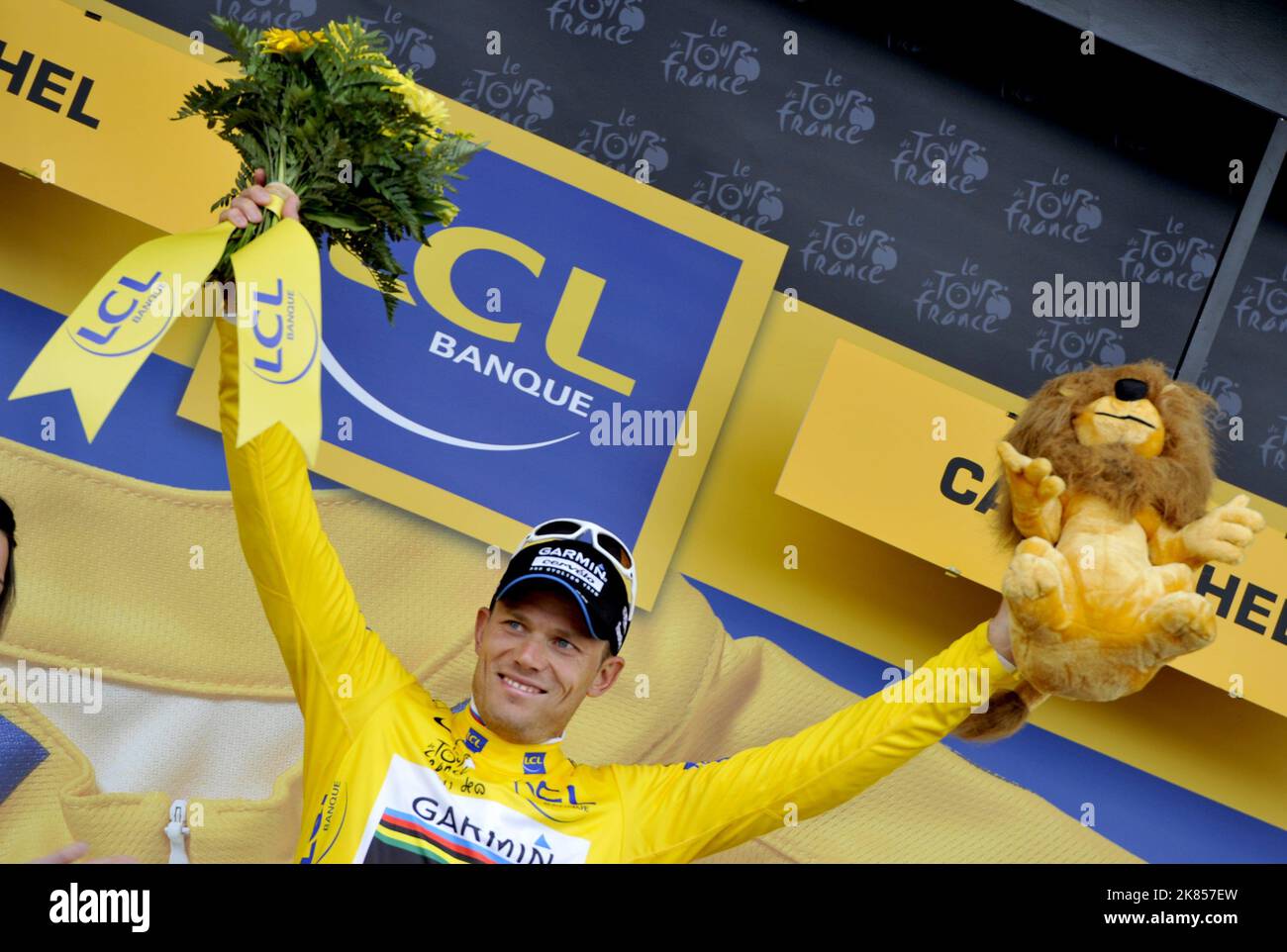 Team Garmin - Cervelo's Thor Hushovd celebrates retaining the Yellow ...