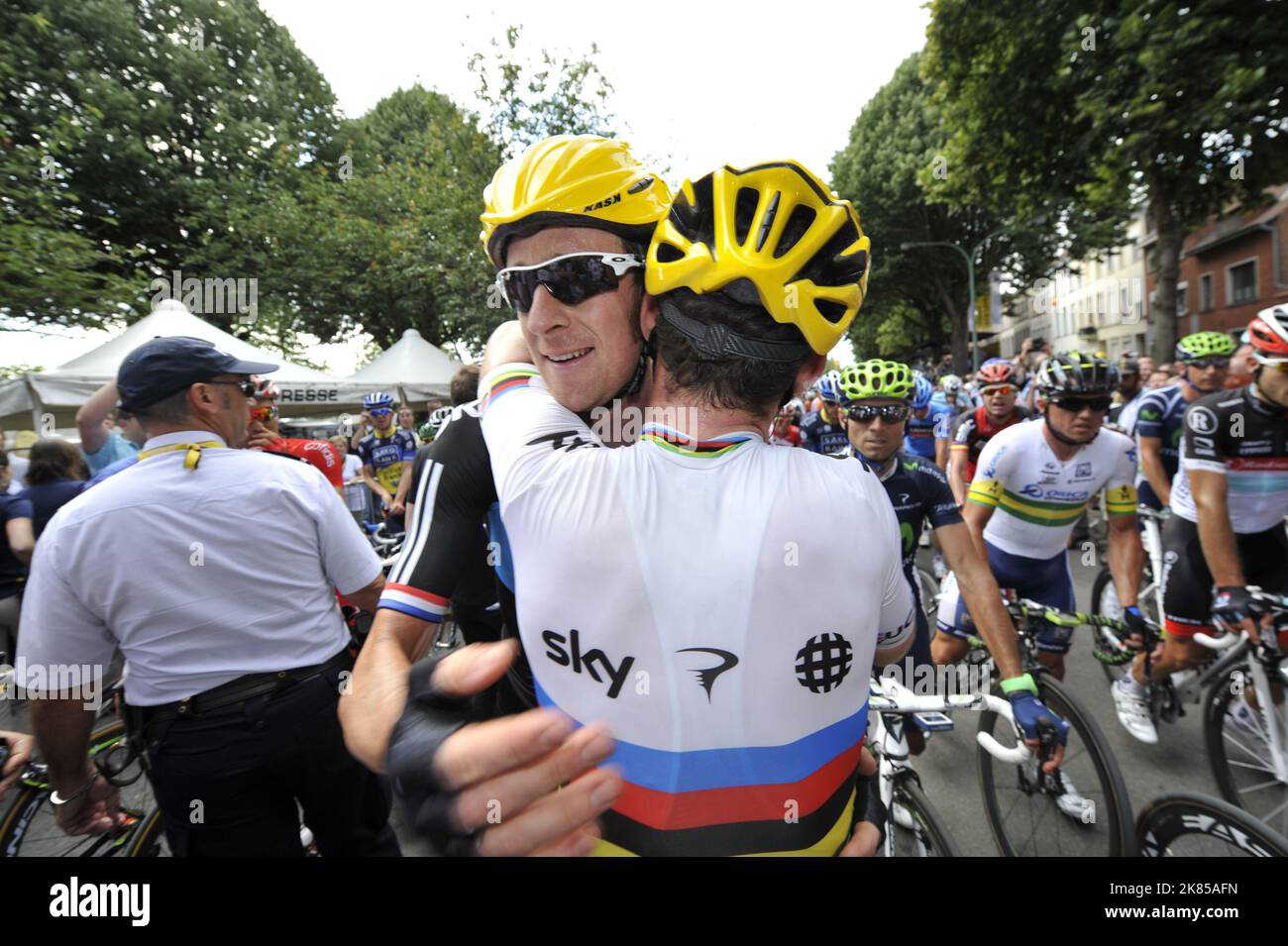 Team Sky's Mark Cavendish celebrates on the finish line after winning ...