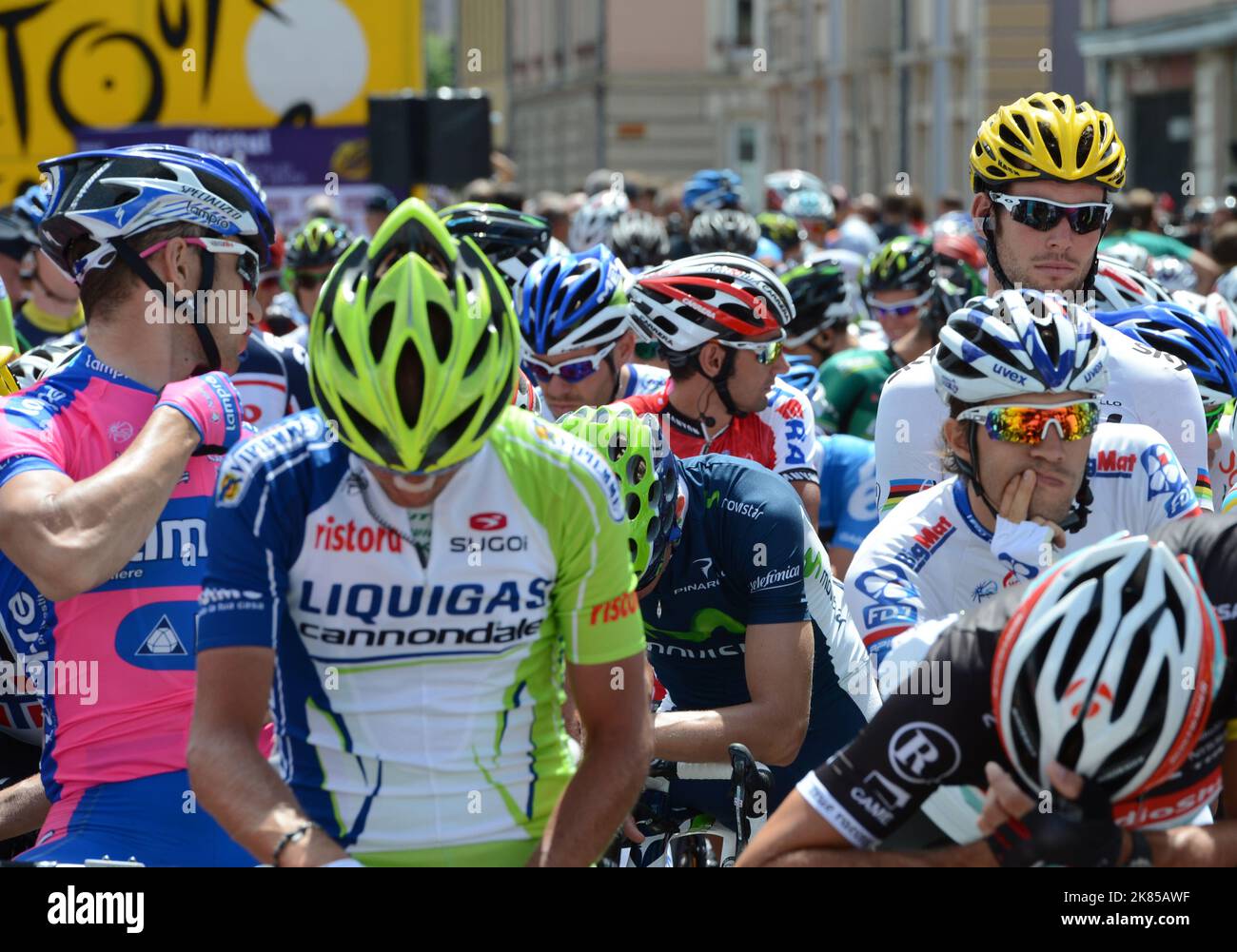 Mark Cavendish ofteam Sky Procycling on the starting line amongst the ...