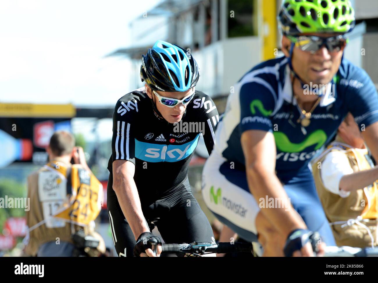 Chris Froome team Sky Procycling crosses the finish-line in 18th place ...