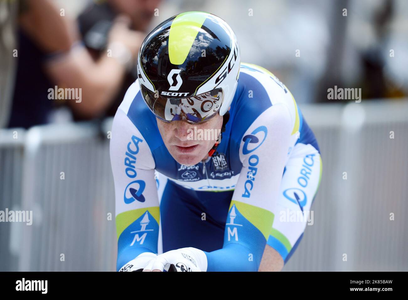 Stuart O'Grady team Orica Greenedge crosses the finish line, Stage 9 ...