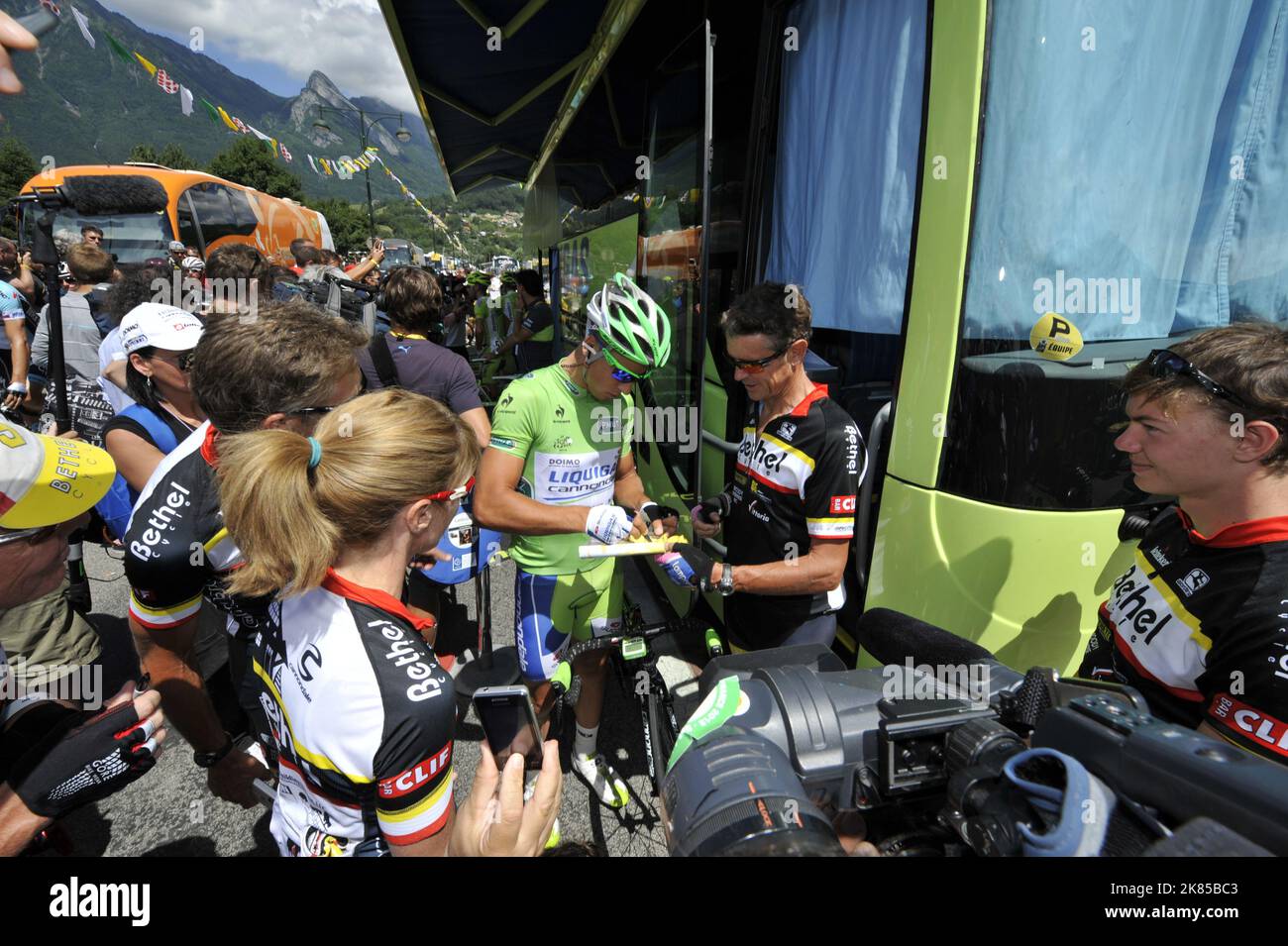 Peter Sagan of Team Liquigas signs autographs before the race, Stage 11 ...