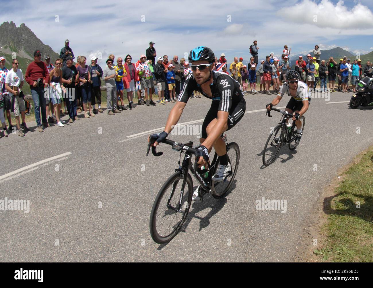 Mark Cavendish and Bernhard Eisel team Sky Procycling climb the Col de ...
