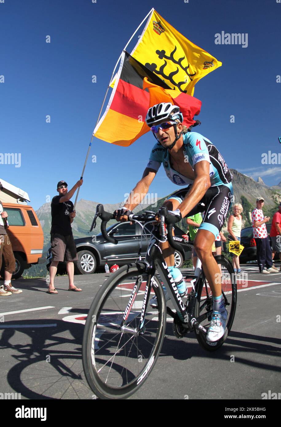 Peter Velits team Omega Pharma Quickstep climbs the last 2km Stock ...