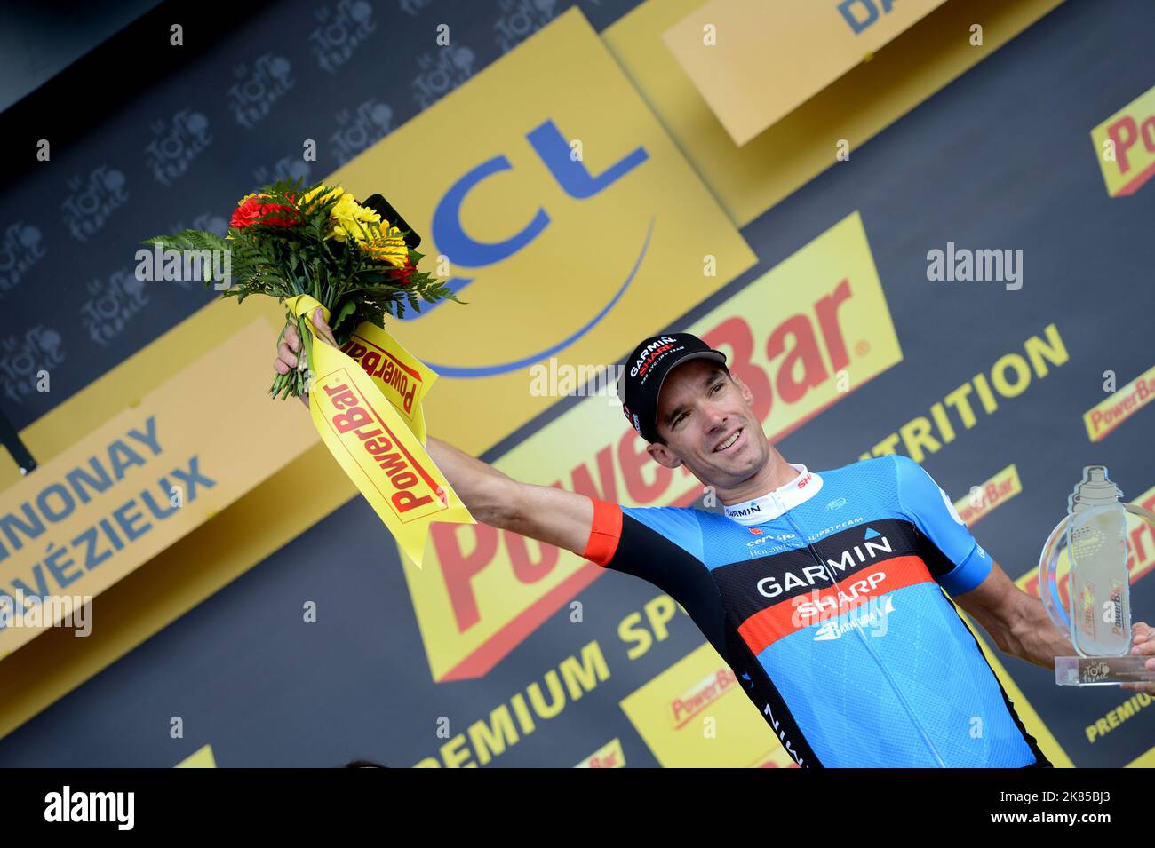 David Millar wins the stage and celebrates on the podium Stock Photo ...