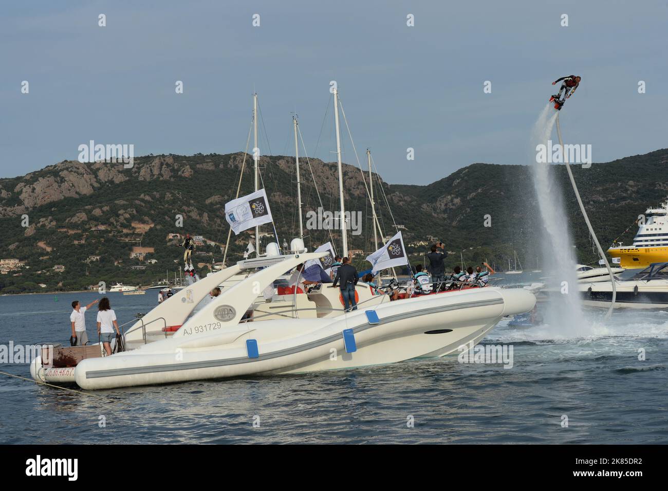 Omega Pharma Quickstep's Mark Cavendish arrives with his team by ...