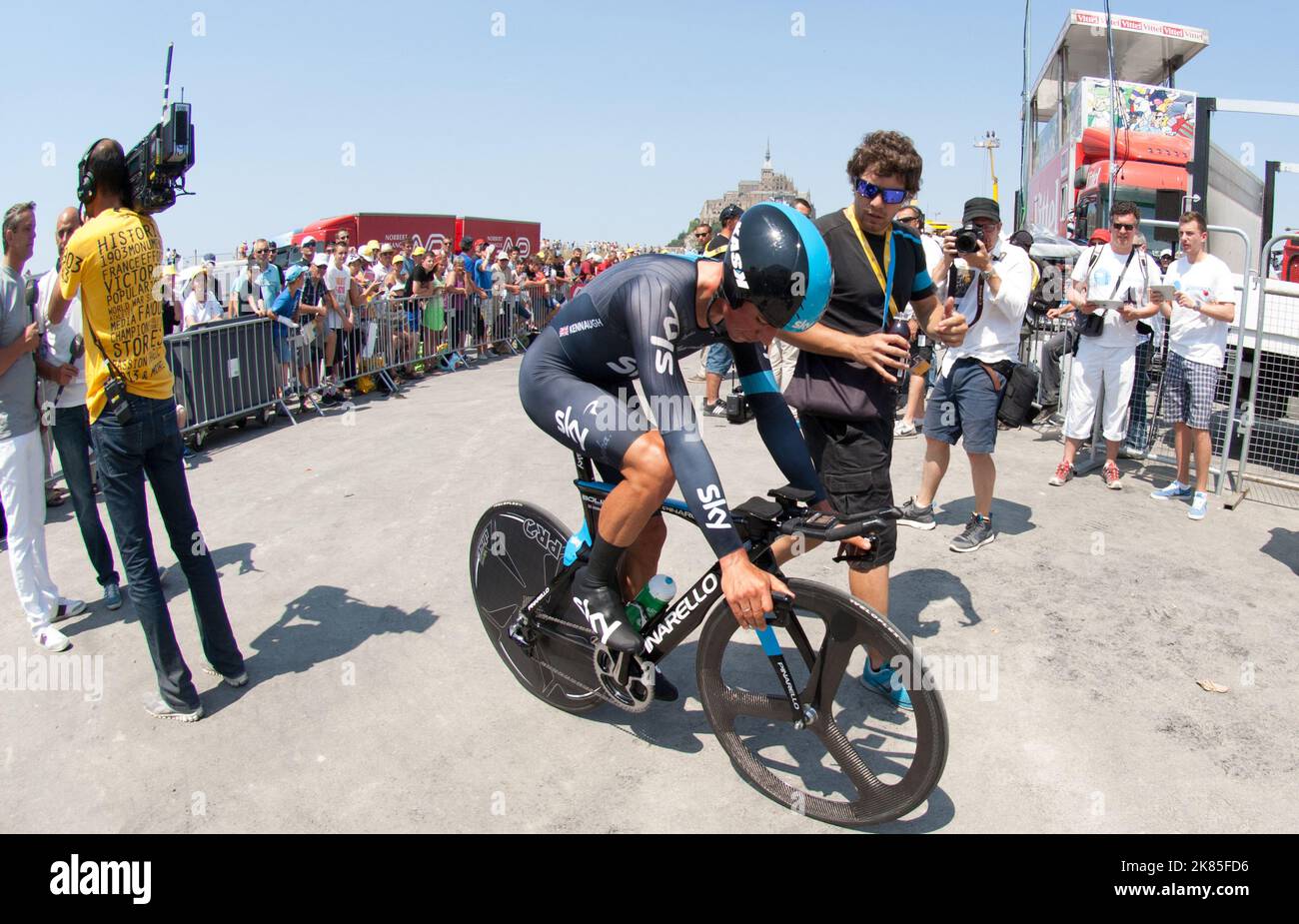 Stage 11 - Tour de France 2013 - Avranches to Mont St Michel ...
