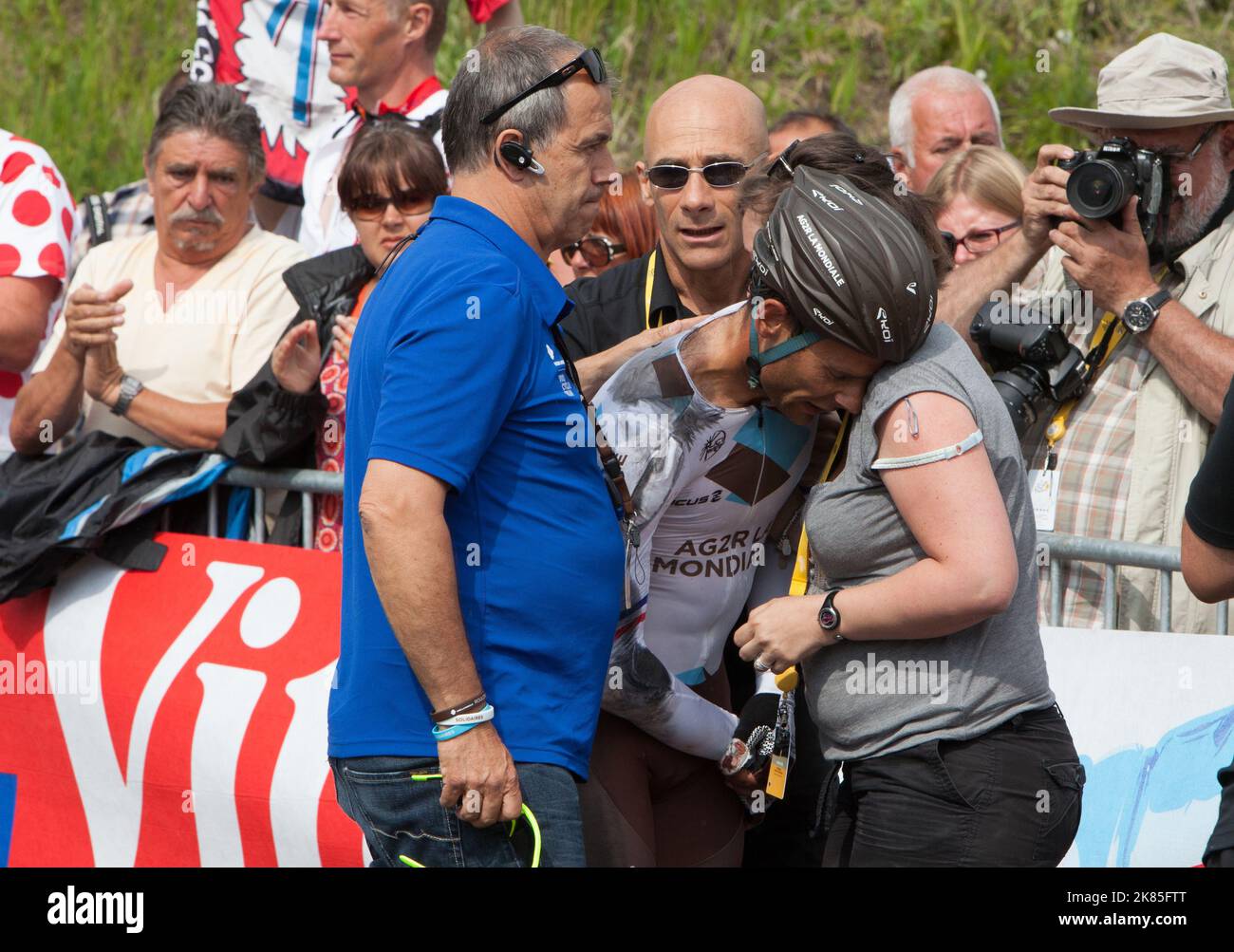 Jean Christophe Peraud crashes out of the Tour de France with just over ...