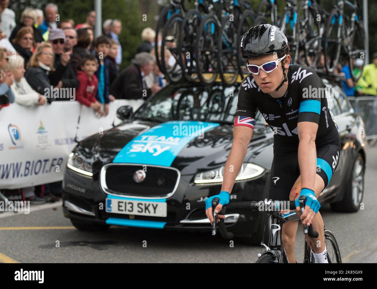 Geraint Thomas team Sky Procycling rides over the finish line in 66th ...