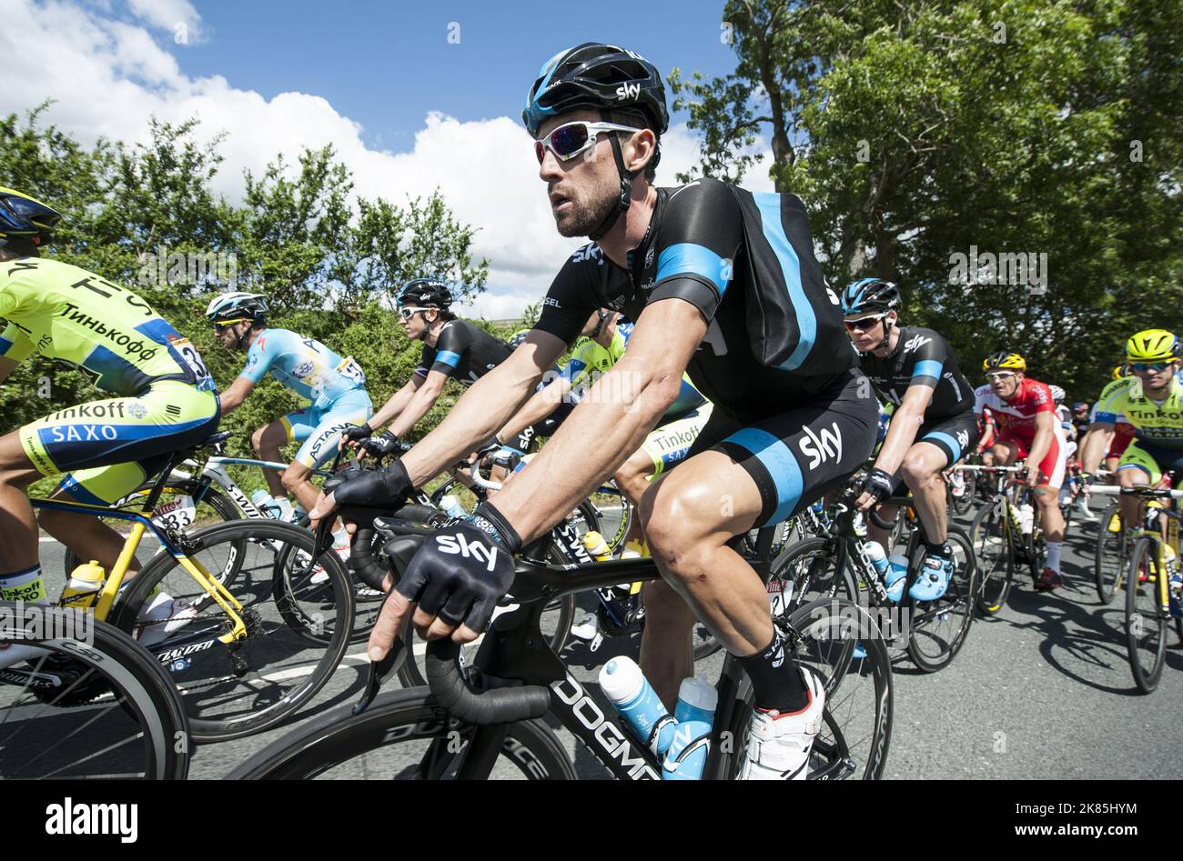 Bernhard Eisel team Sky in action Stock Photo - Alamy
