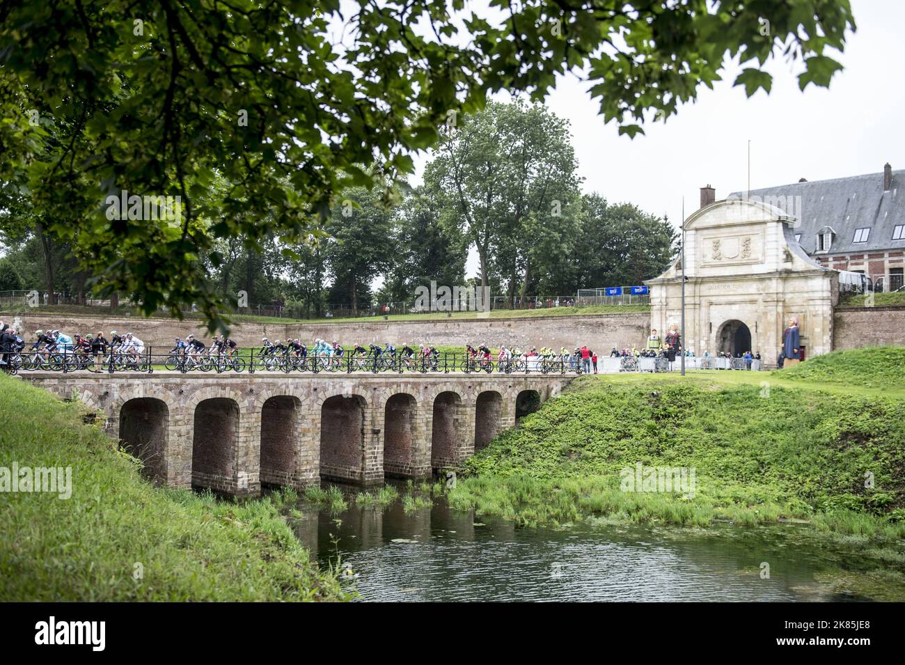 Race in progress hi-res stock photography and images - Alamy
