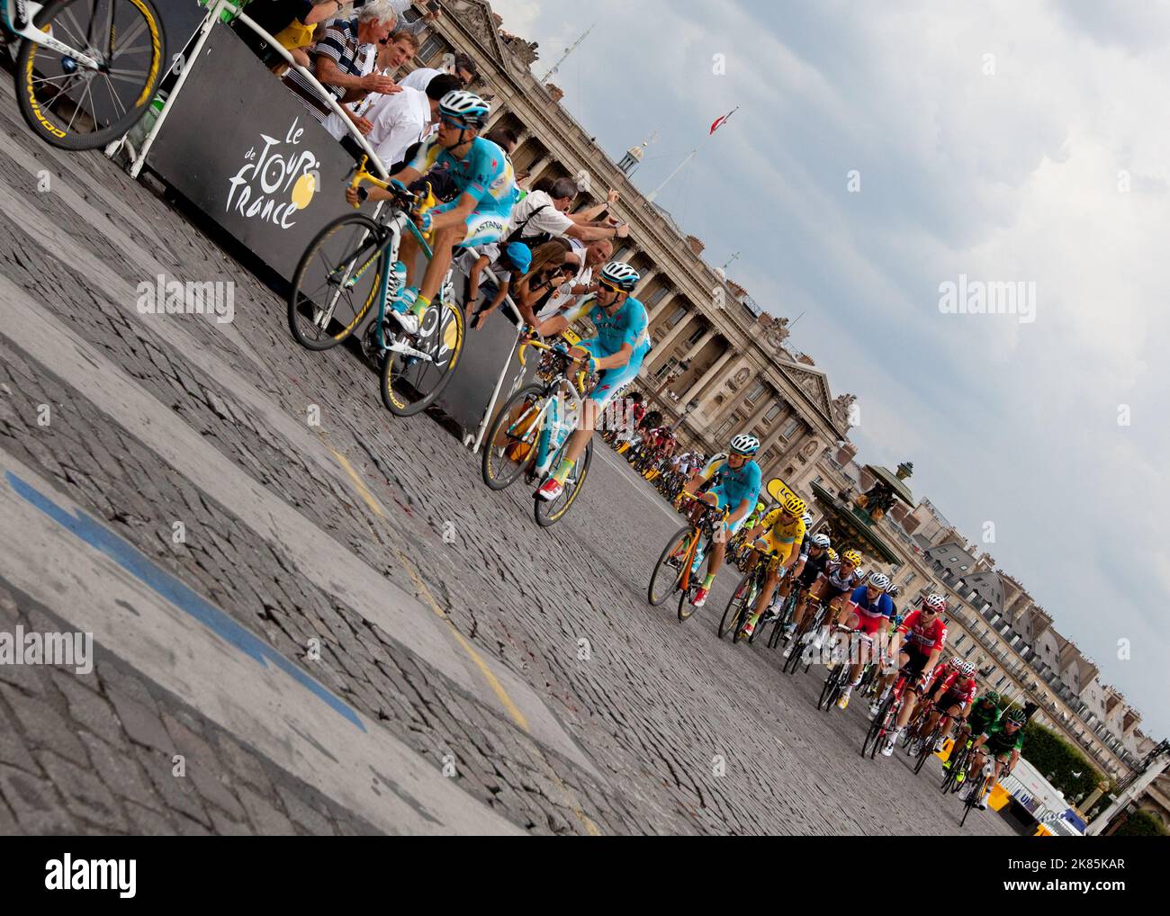 Stage 21 Tour De France Evry - Paris Champs Elyesse - Vincenzo Nibali ...