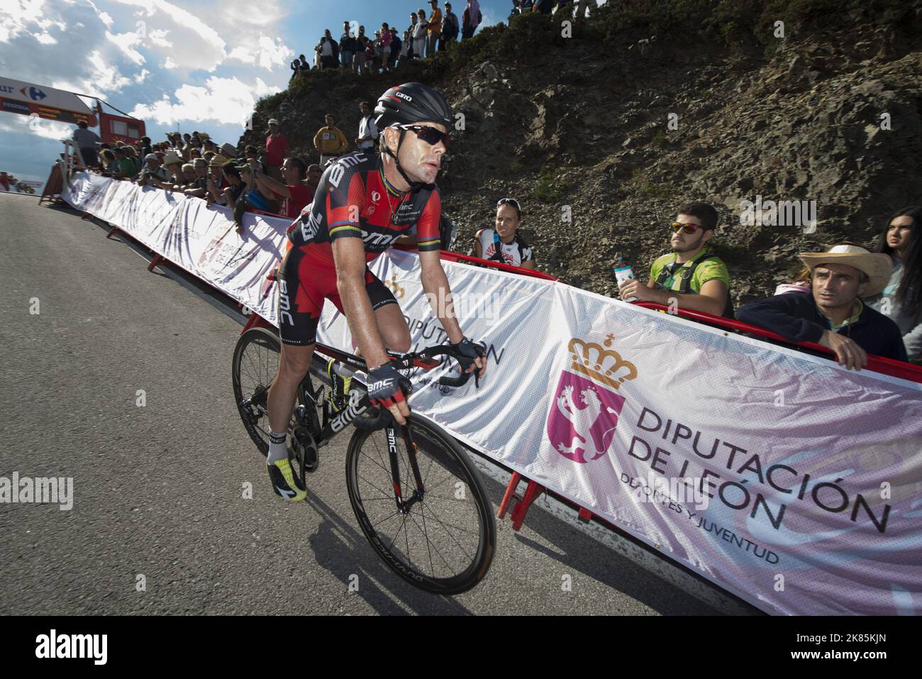 Team BMC's Cadel Evans crosses the finish line Stock Photo - Alamy