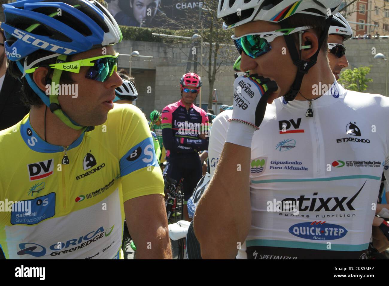 Michael Matthews and Michal Kwiatkowski before the start of stage 2 in ...