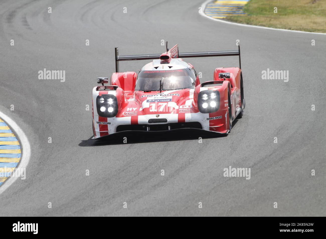 Long Time race leading car on day 1 Porsche 17 driven by Brendon ...