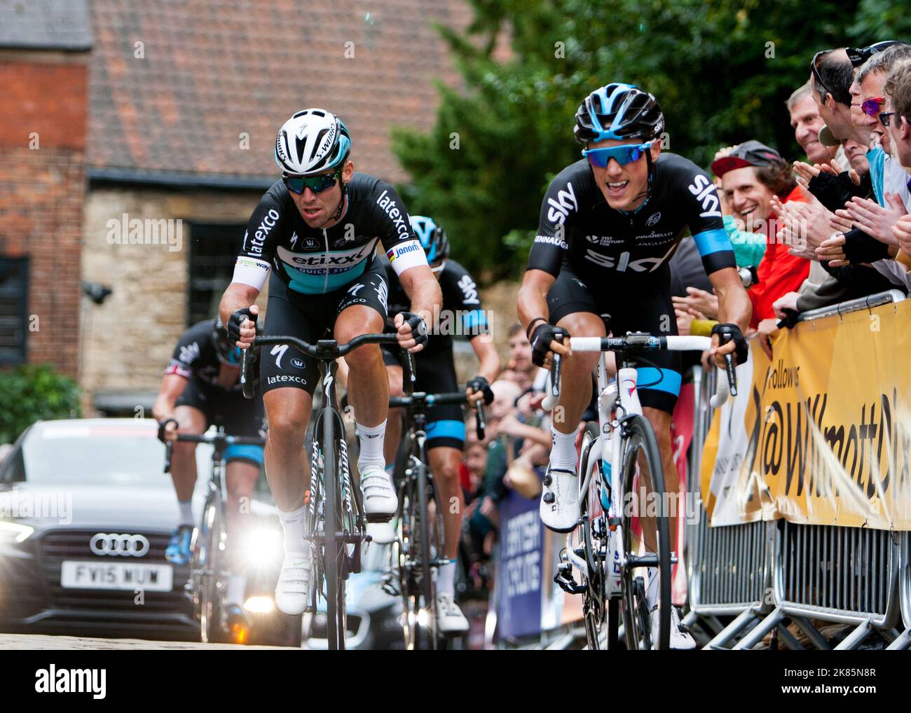 Peter Kennaugh (Team Sky) and Mark Cavendish (left) (Ettix Quickstep ...