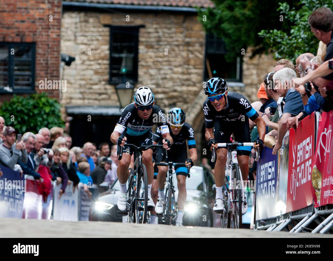 Peter Kennaugh (Team Sky) and Mark Cavendish (left) (Ettix Quickstep ...