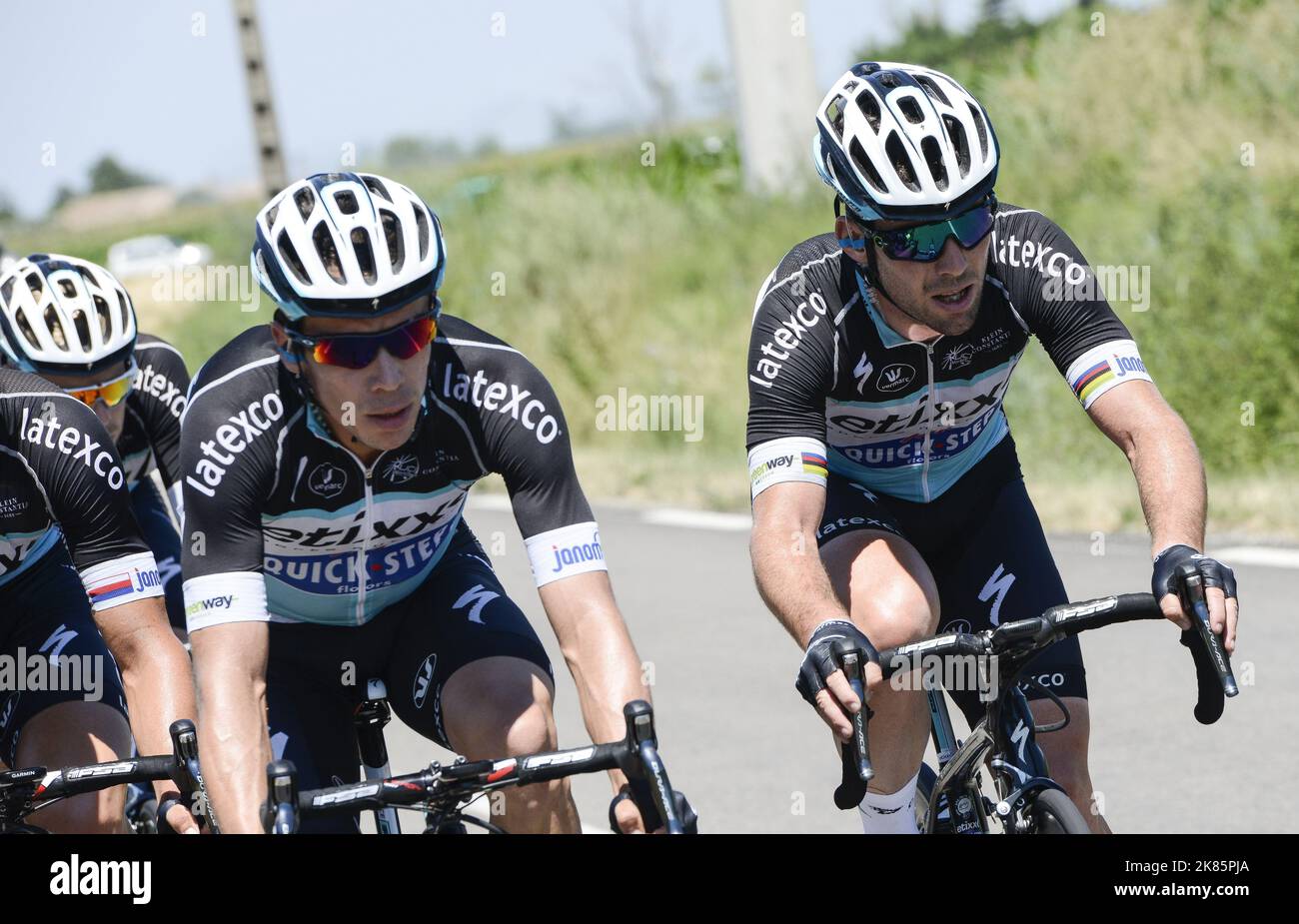 Mark Cavendish of team Etixx QuickStep rides at the front of the peleton Stock Photo - Alamy