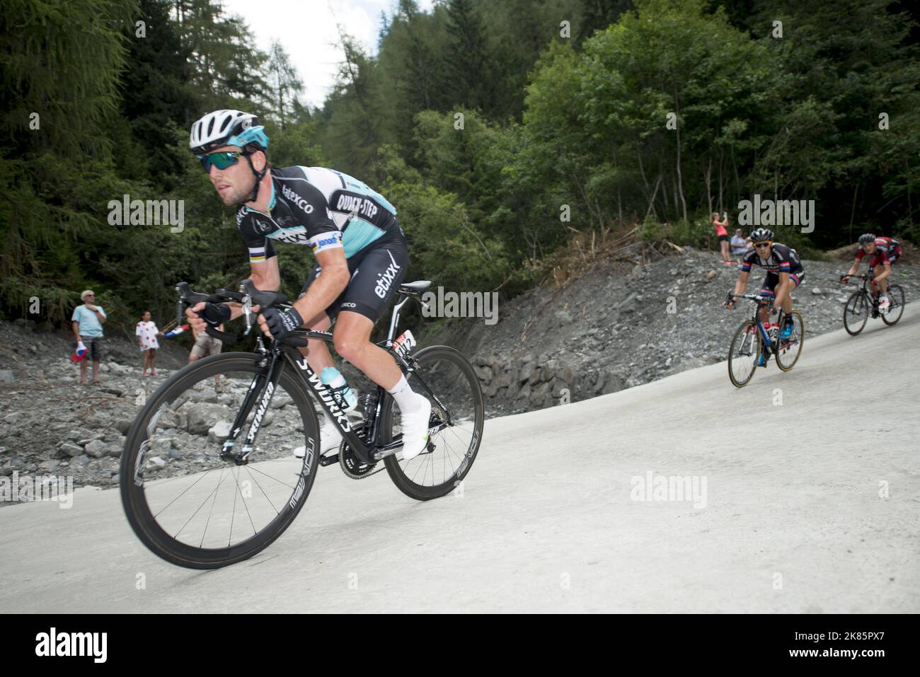 Mark Cavendish descends the col du Chaussy Stock Photo - Alamy