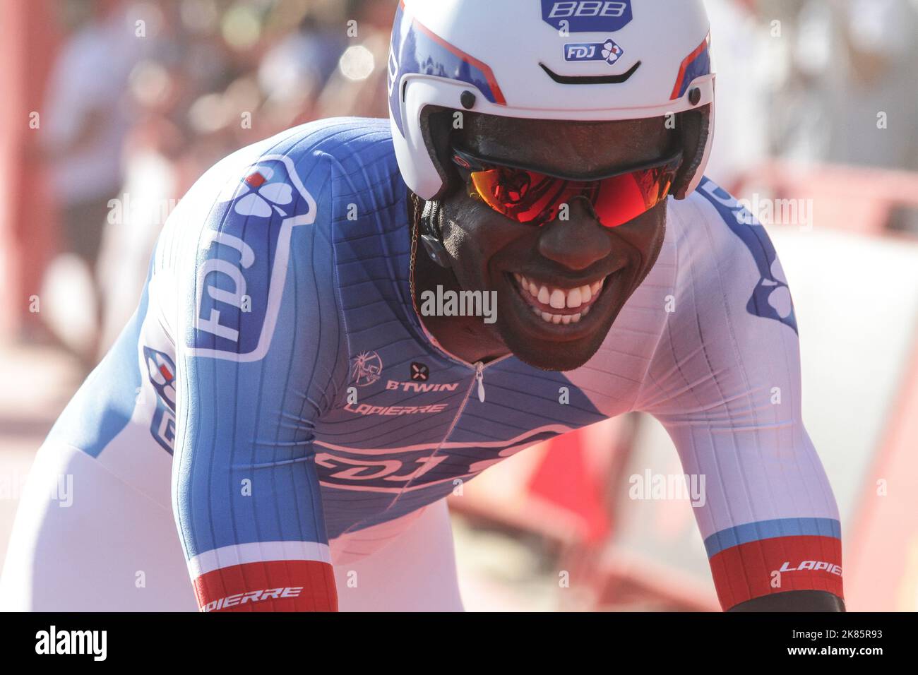 FDJs Kevin Reza was one of the few to be smiling at the hot finish line ...