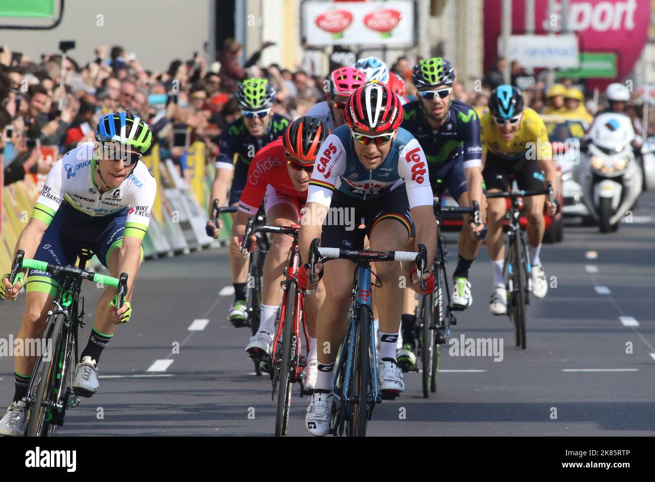 Simon Yates of Orica GreenEdge and Tony Gallopin of Lotto Stock Photo ...