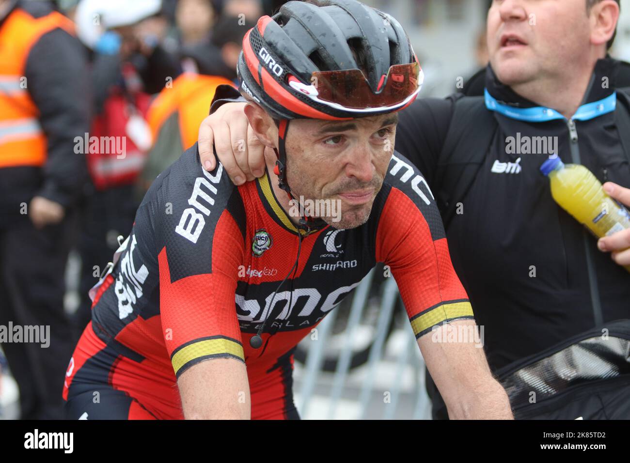 Samuel Sanchez of BMC after the stage finish Stock Photo - Alamy