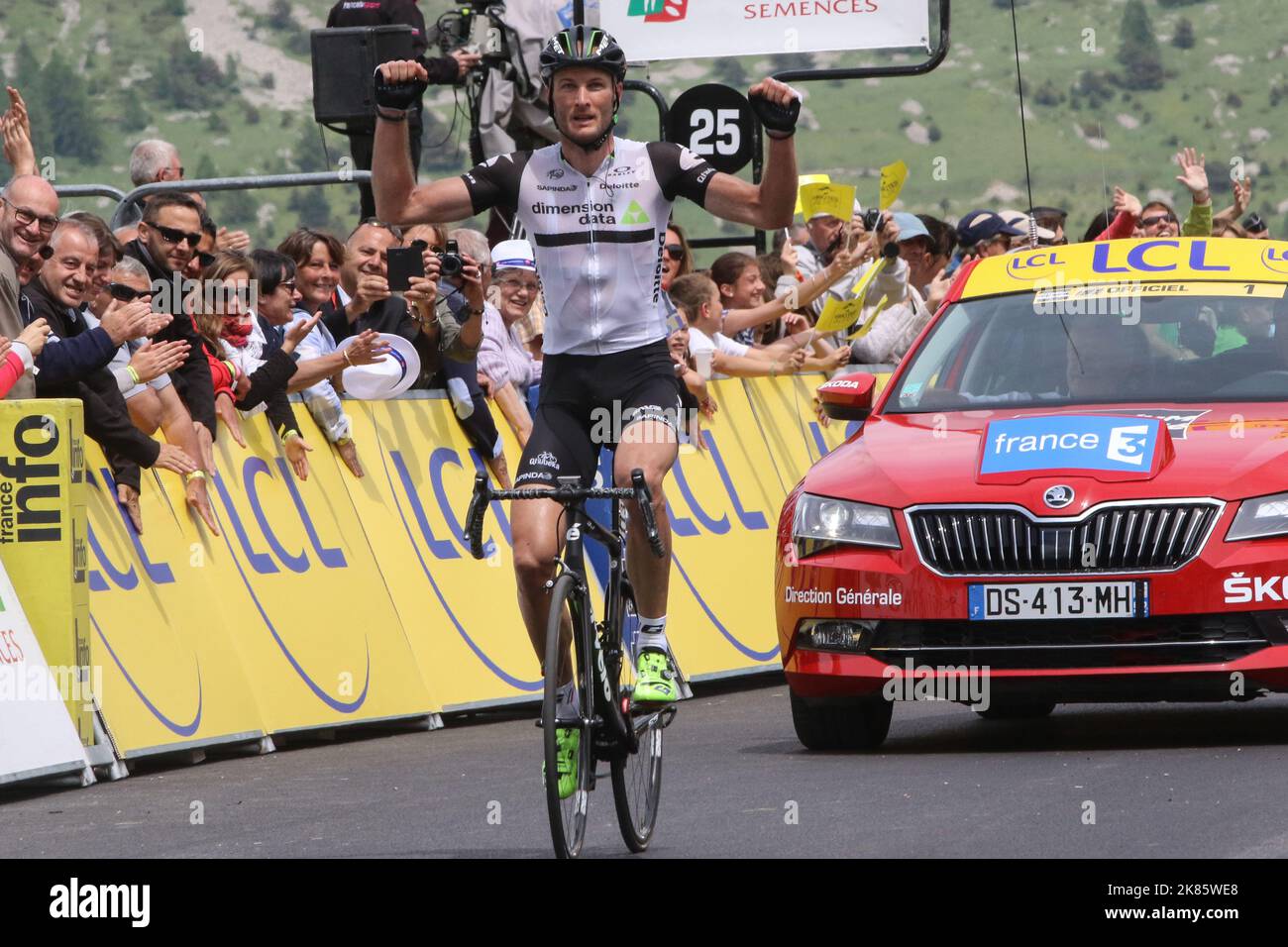 Steve Cummings GB Dimension Data team takes another big win, and said ...