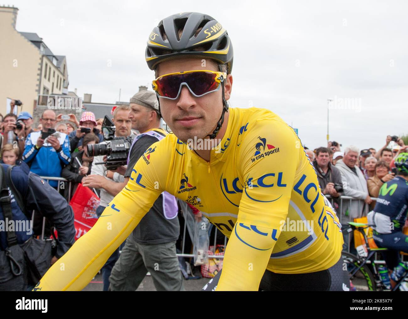 World Champion Peter Sagan covering his normal rainbow bands with the ...