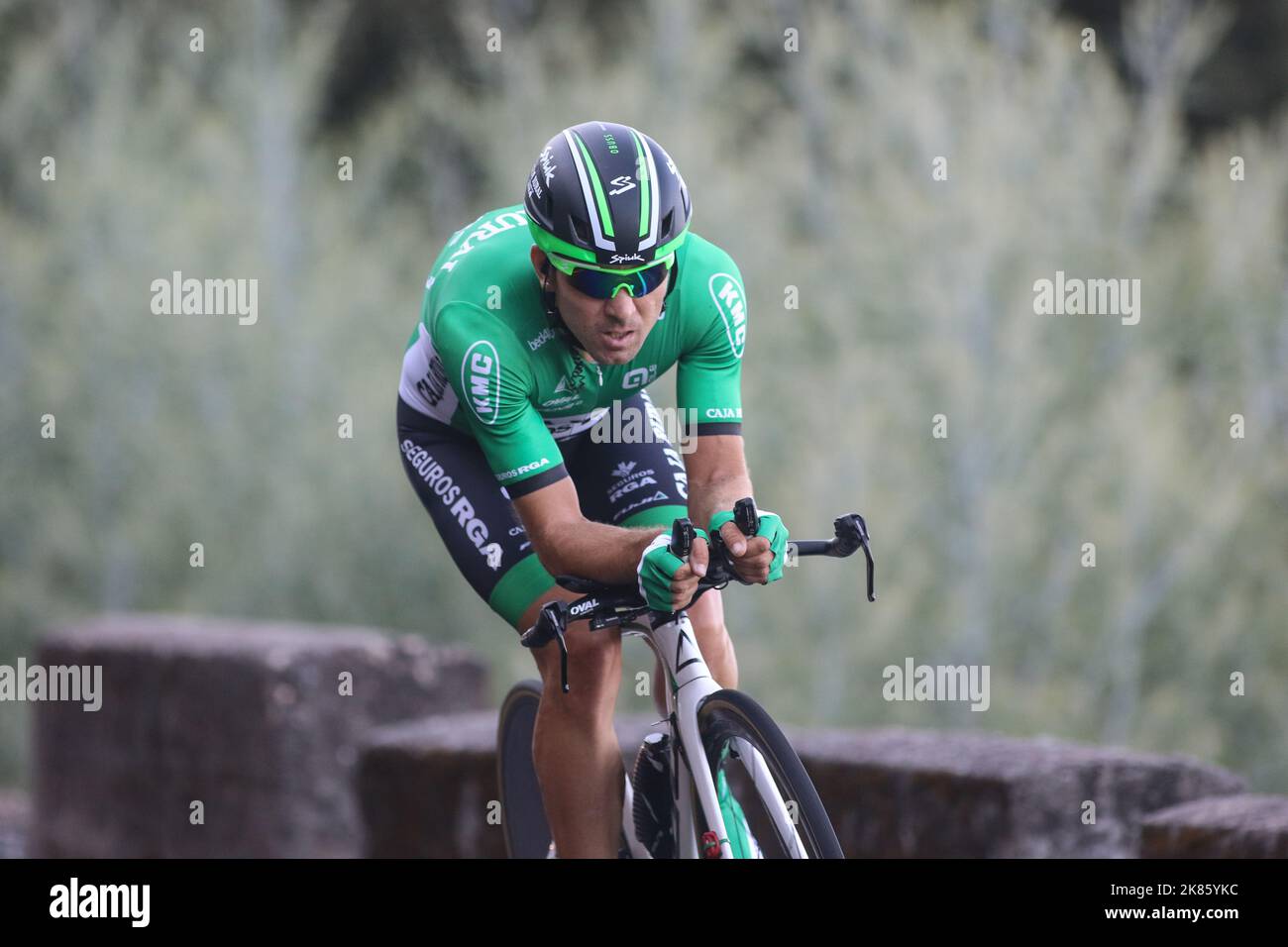 Caja Rural Team Time Trial on the first day of racing - Hugh Carthy ...