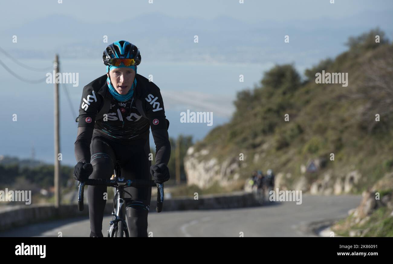 Great Britain's Ian Boswell climbing the Col D'Eze and the Col de la ...