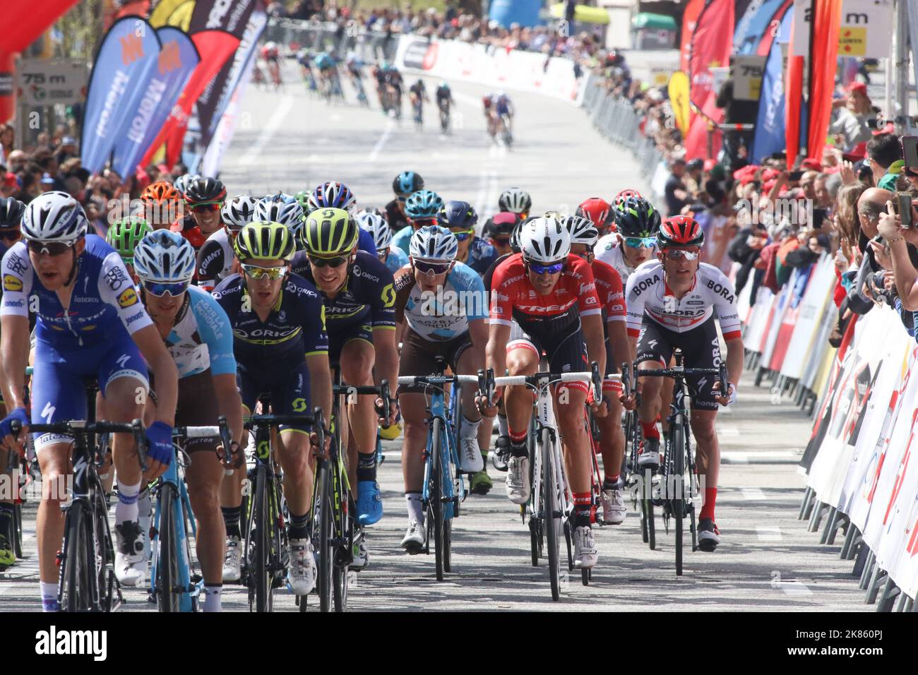 Alberto Contador -Spain - Trek follows Chris Froome's attack during ...