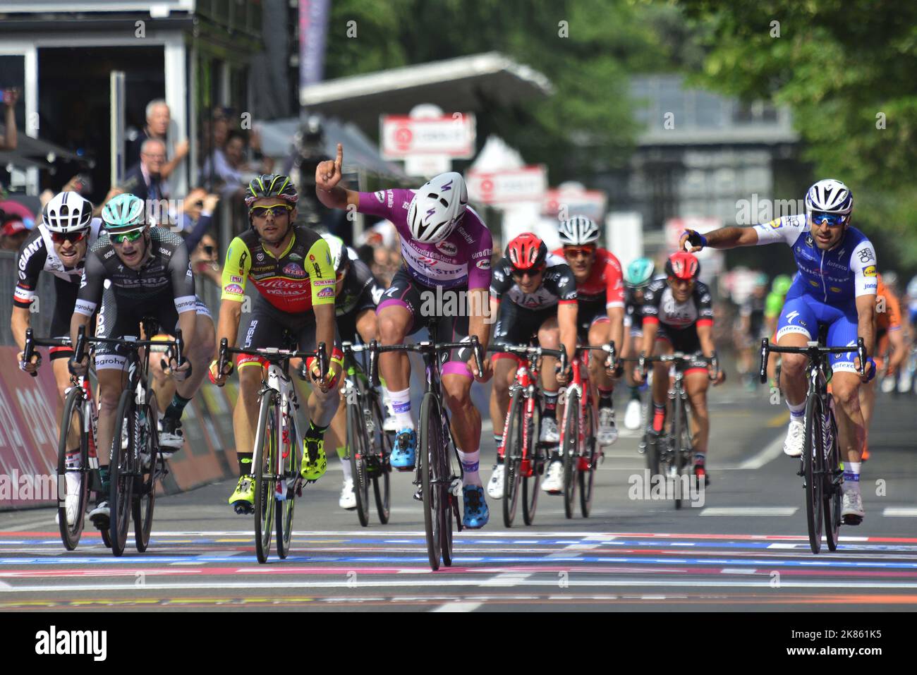 Fernando Gaviria wins the sprint, Jakub Mareczko is second and Sam ...