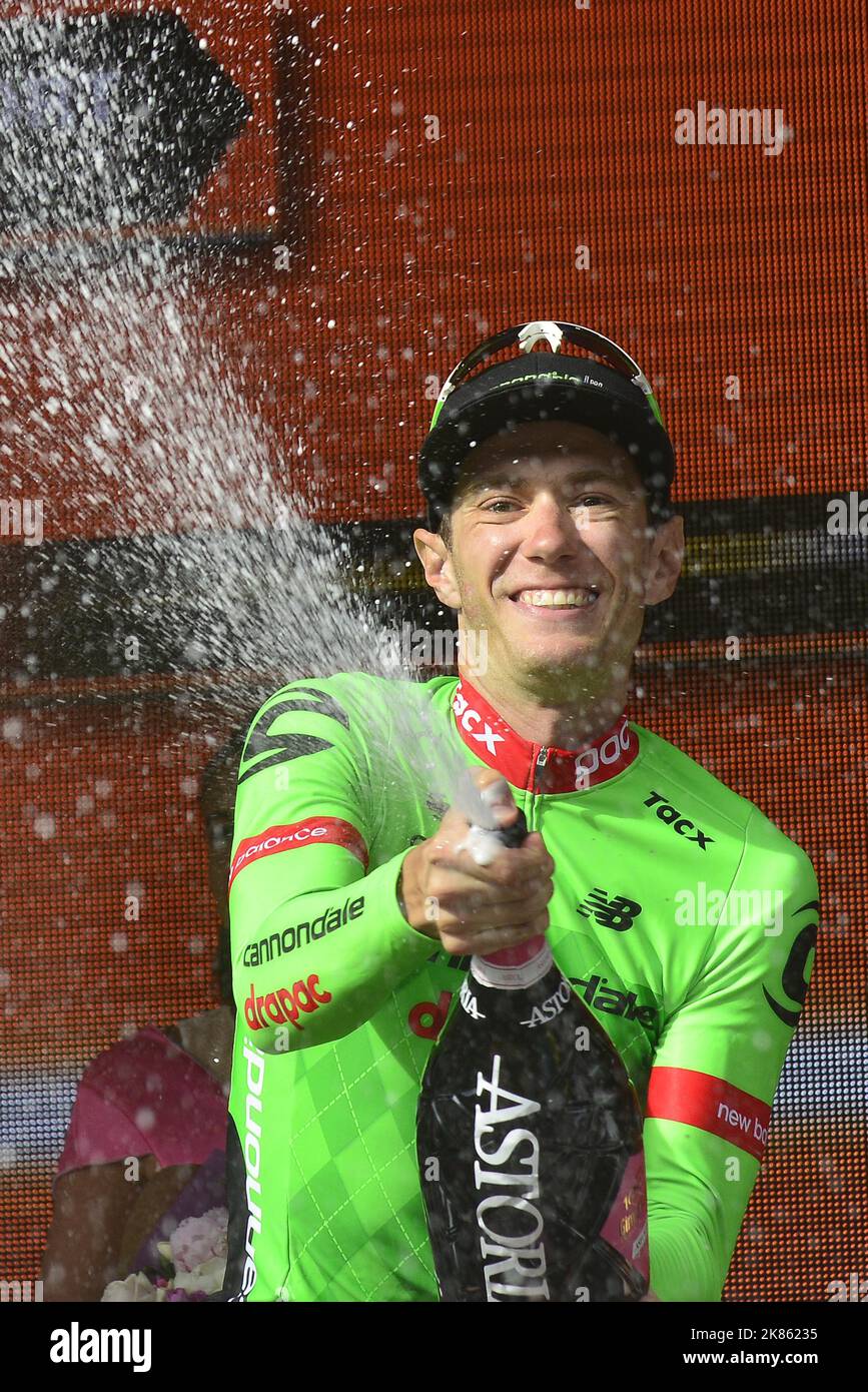 Pierre Rolland is crowned the winner on the podium Stock Photo - Alamy