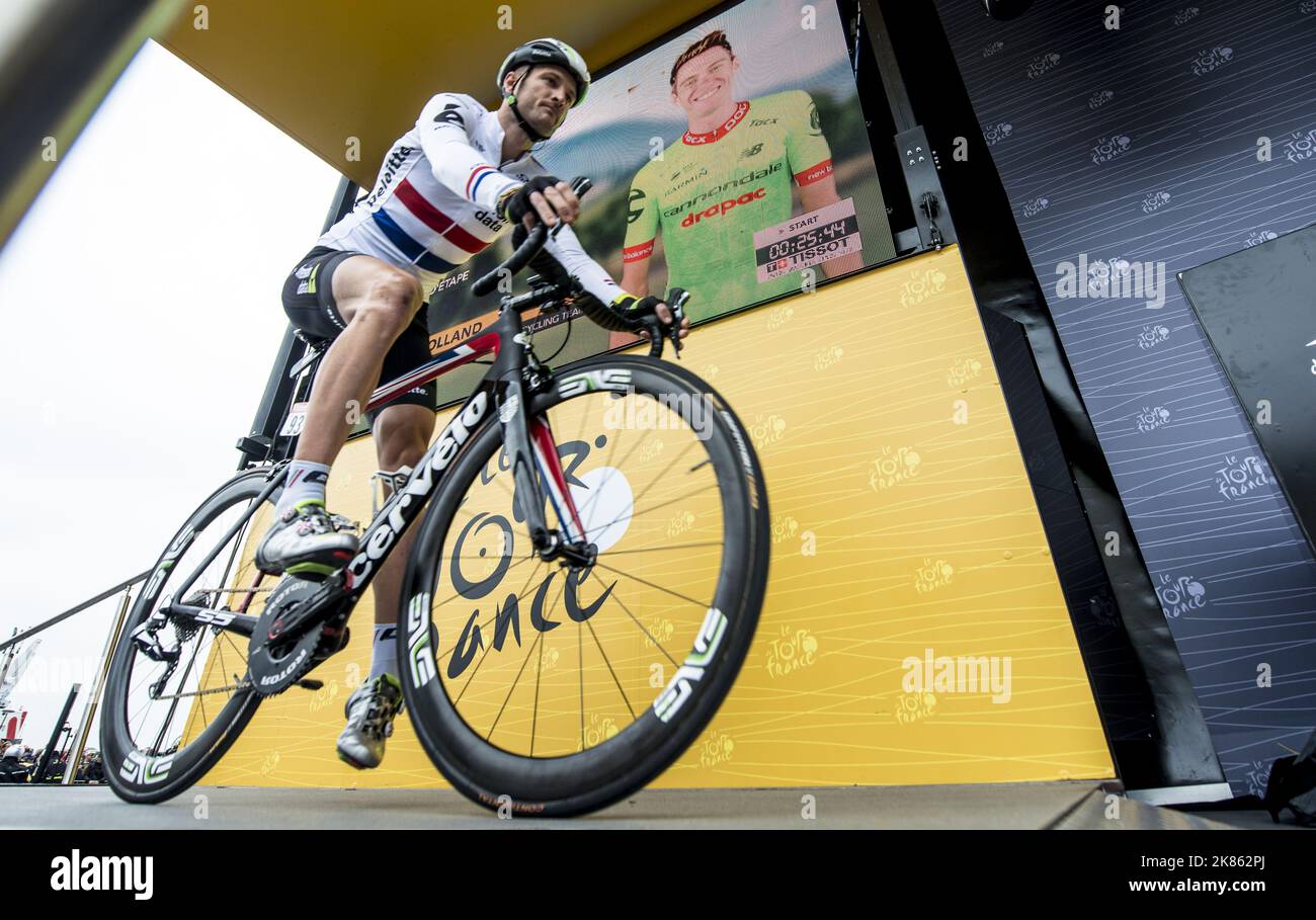 Great Britain's Stephen Cummings of team Dimension data Stock Photo - Alamy