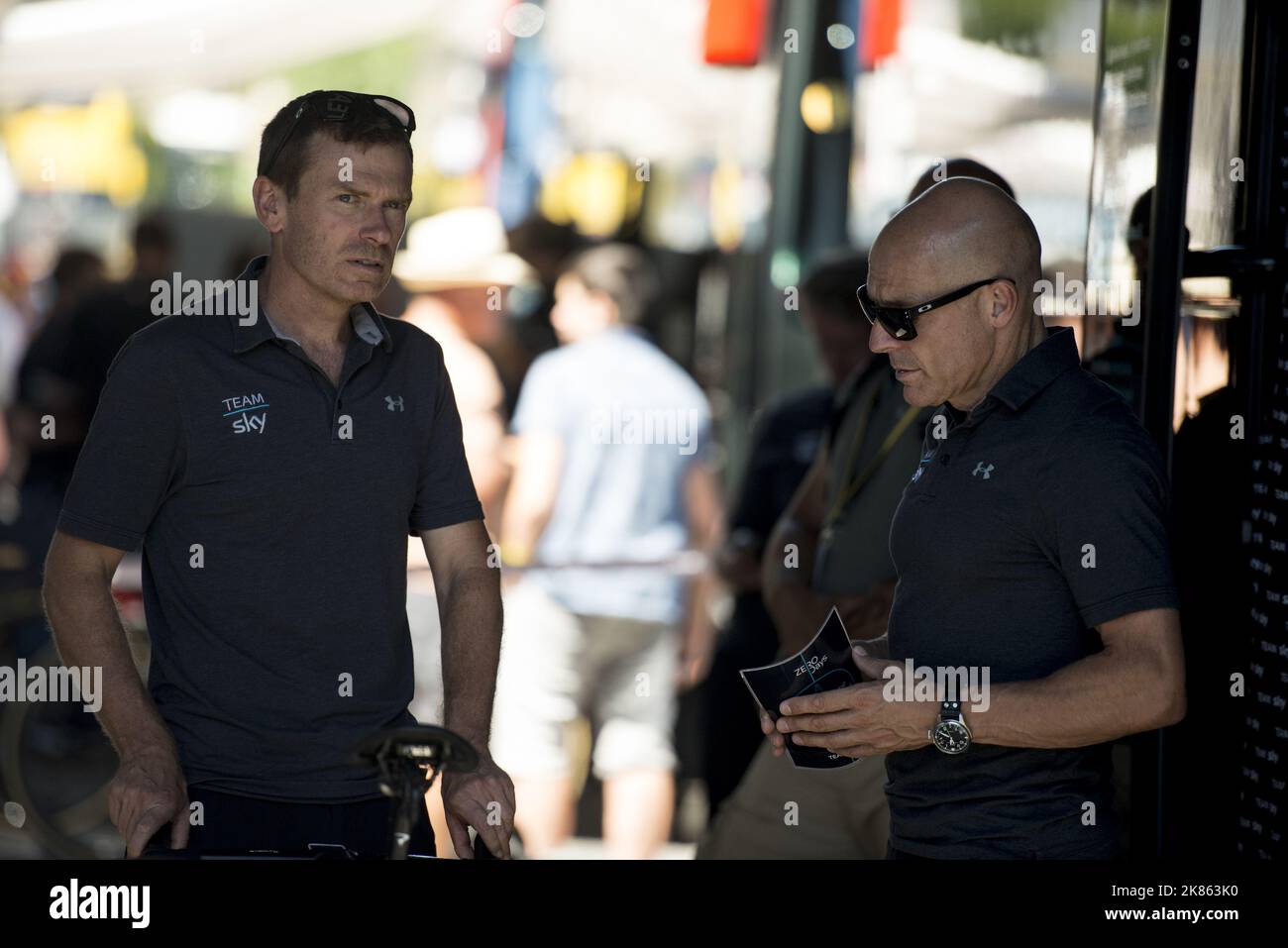 Great Britain's Sir David Brailsford team Sky's Princple talks with Tim ...