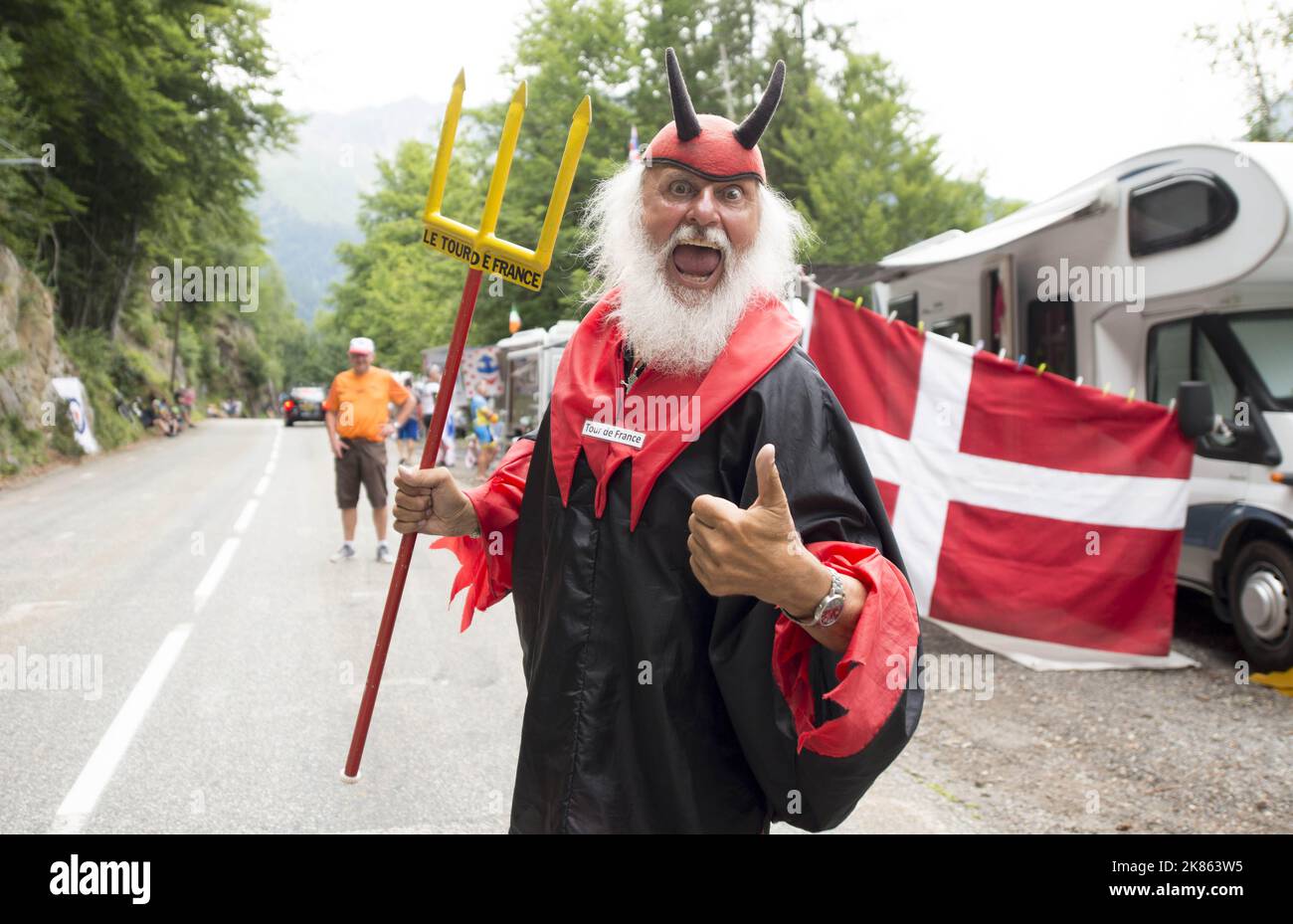 The Tour de France devil Didi on the 17th stage of racing for the 2017 ...