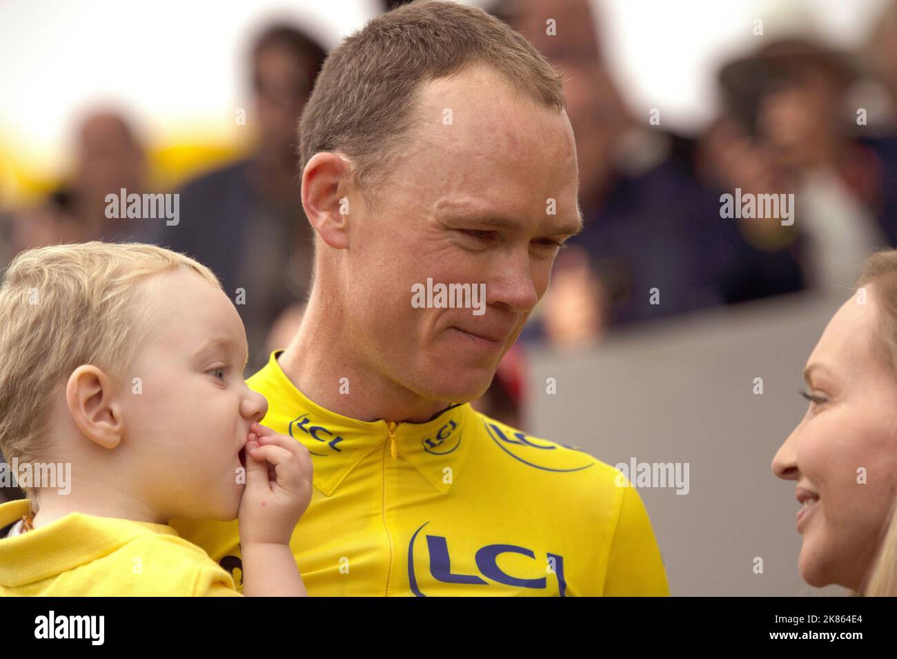 Team Sky's Chris Froome celebrates with his son and wife Michelle Stock ...