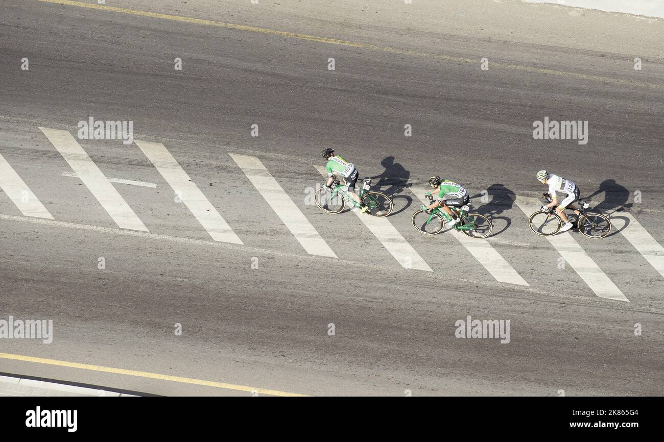 The peleton at the base of the Al Jabal Street (Bousher Al Amerat ...