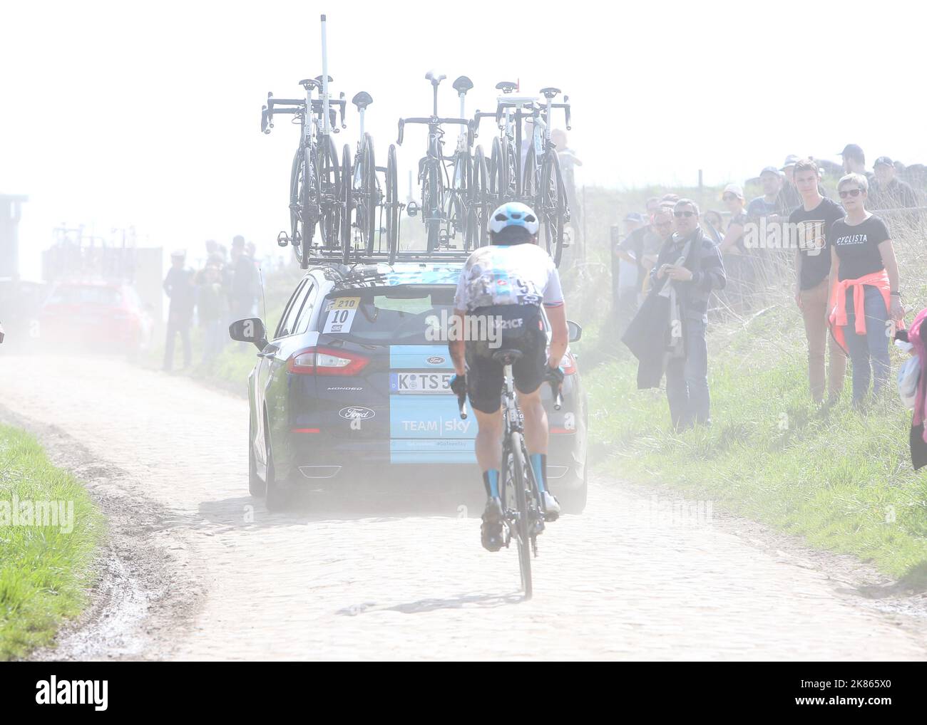 2018 Paris Roubaix 116th Edition - Geraint Thomas (Team Sky Procycling ...