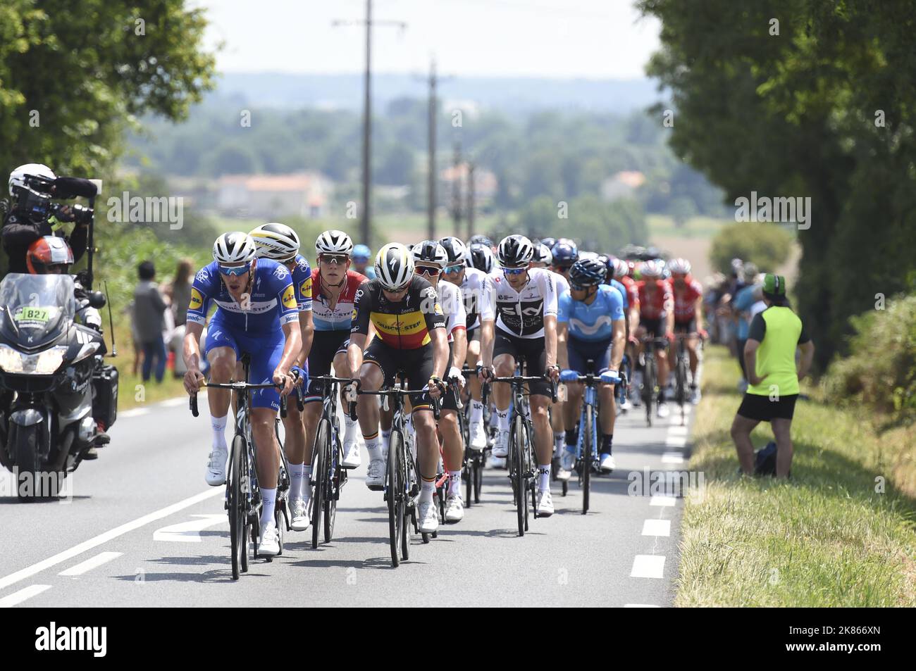 The chasing pack lead by Quickstep floors chases down the lone ...