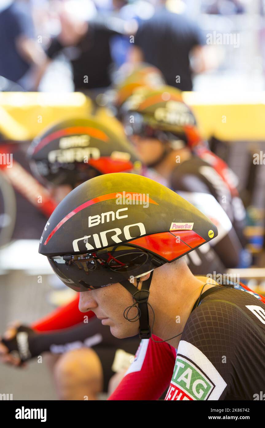 BMC Racing team before the race Stock Photo - Alamy
