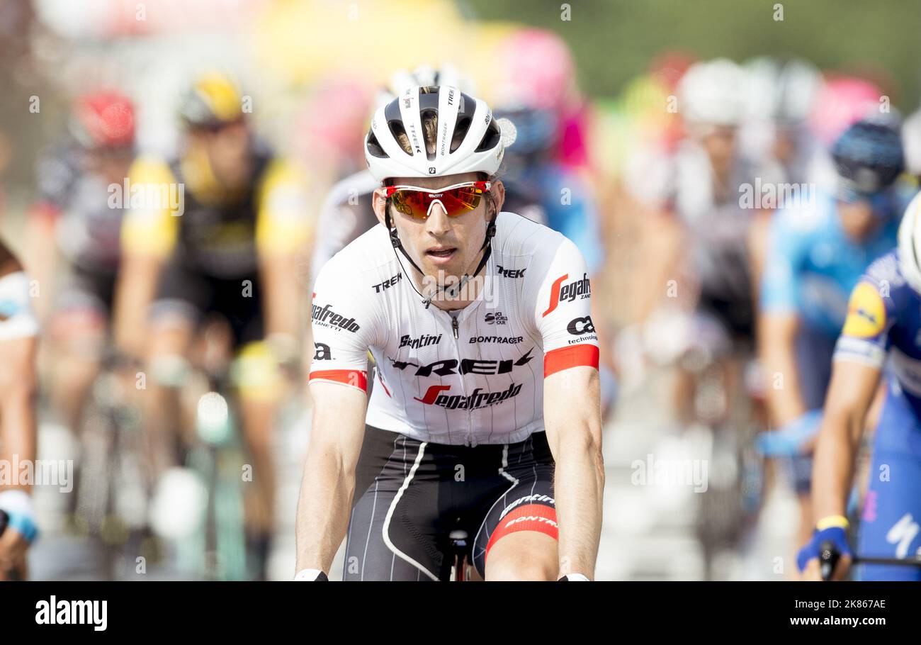 Trek Segafredo's Bauke Mollema crosses the finish line Stock Photo - Alamy