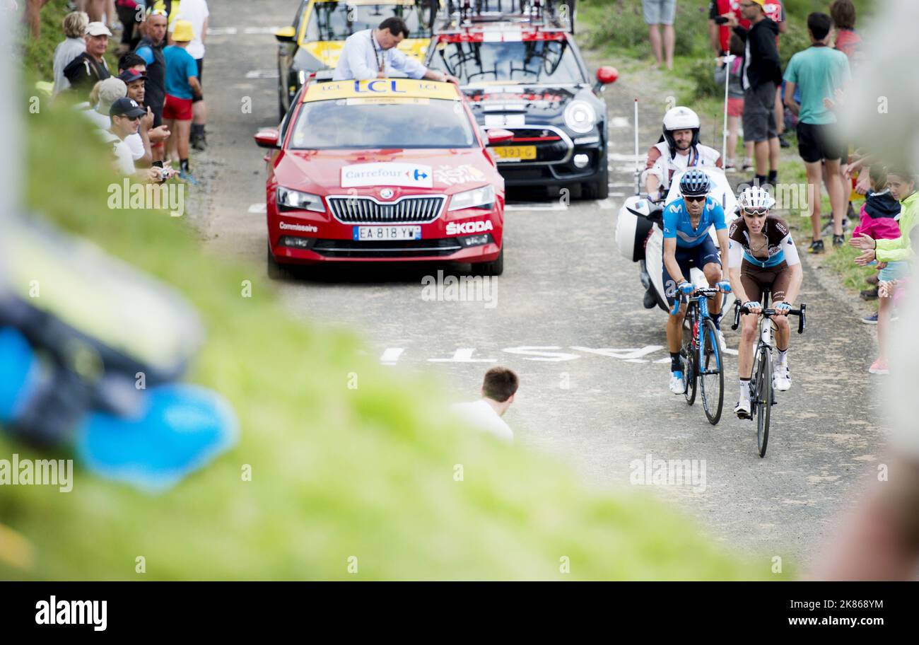 France's Romain Bardet and Alejandro Valverde climb the final kms of ...